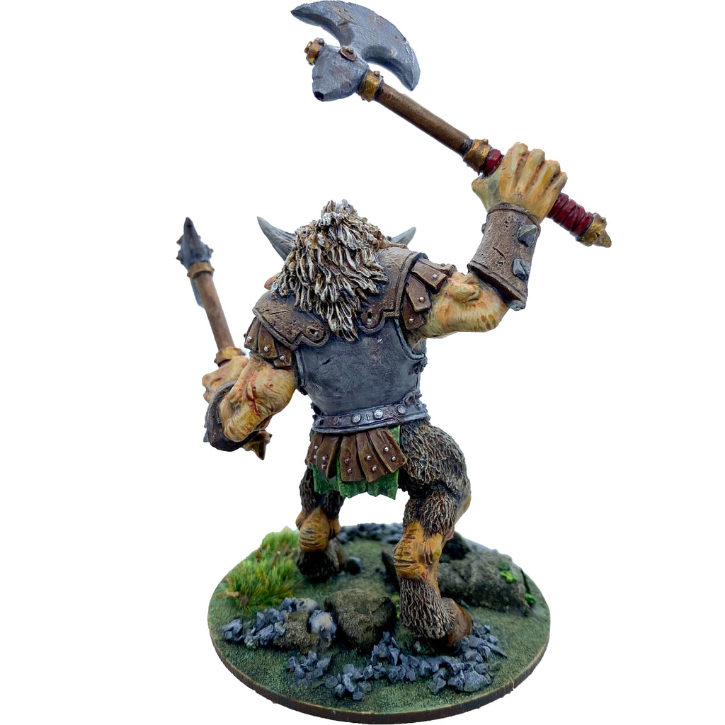 Minotaur, armoured with 2 axes – Footsore Miniatures & Games Limited